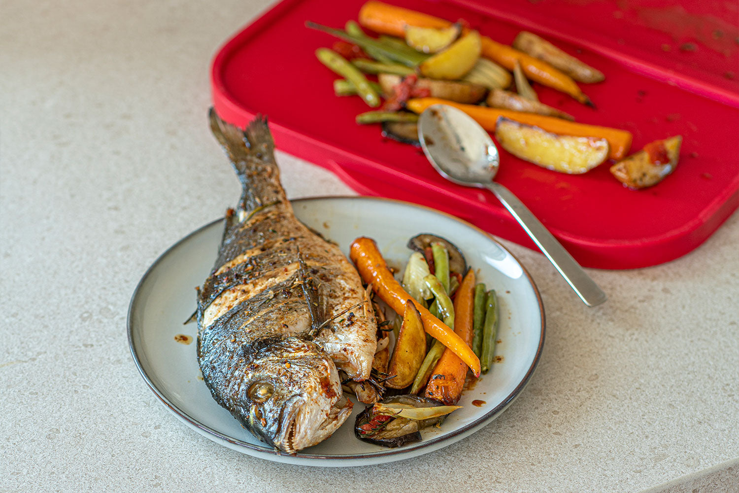 Dorade mit Ofengemüse – coox